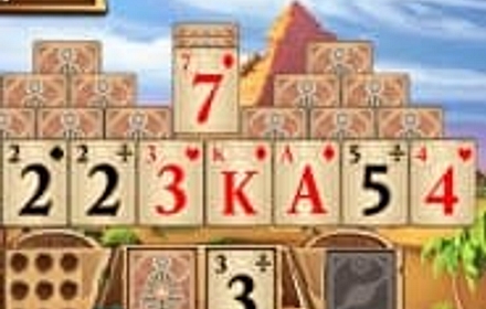 Solitaire Quest Pyramid - Jeu Gratuit en Ligne | FunnyGames
